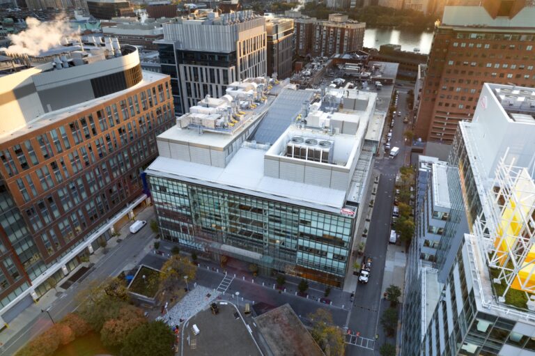 650 East Kendall Street - BioMed Realty